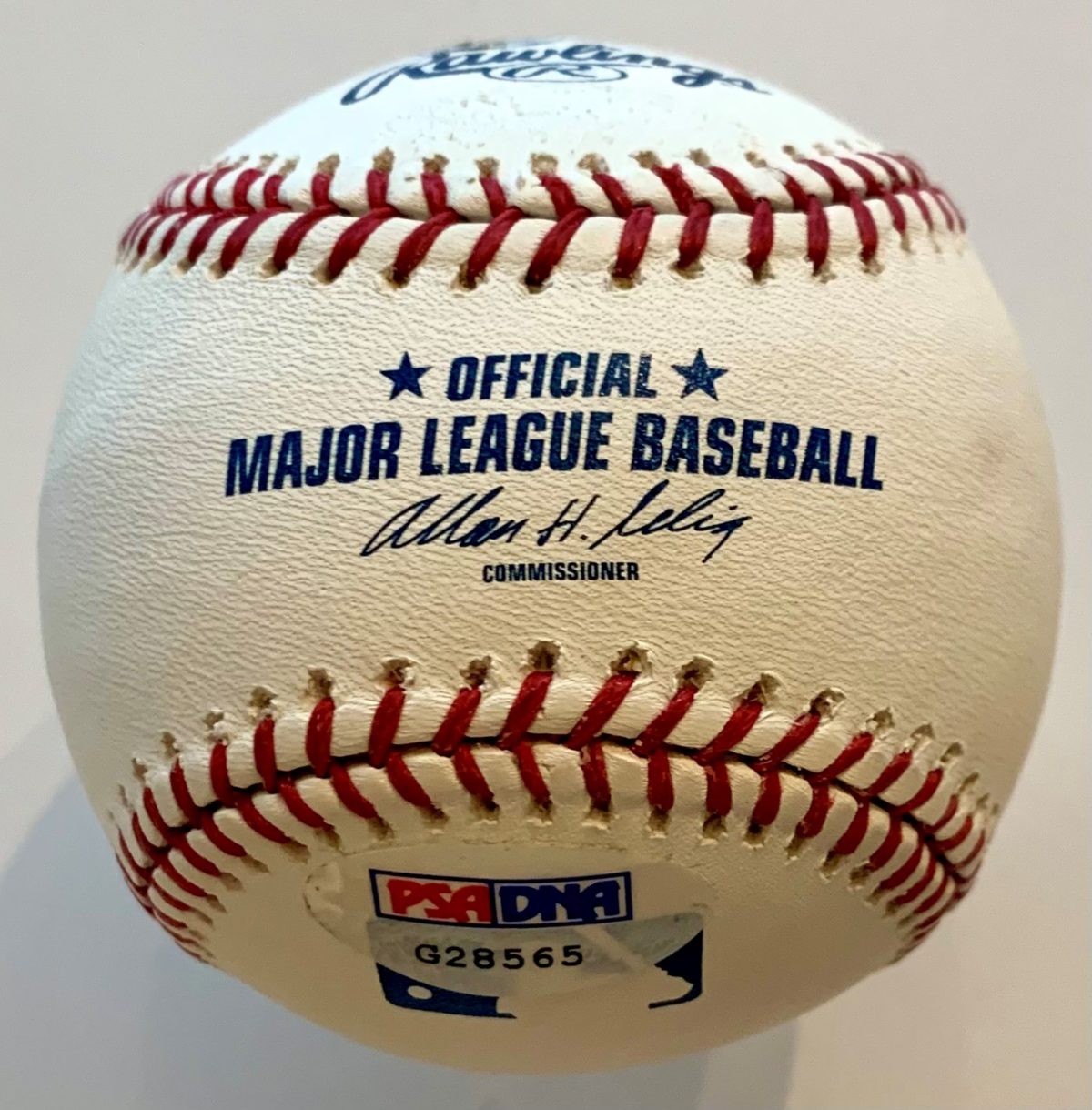 Eddie Murray Signed Baseball - The Autograph Source