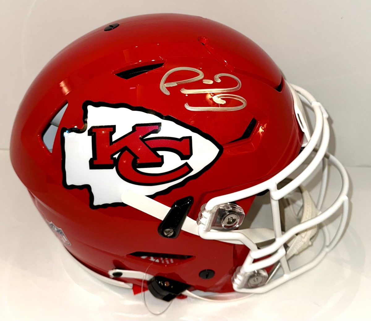 Patrick Mahomes Autographed Kansas City Chiefs Proline Speedflex Helmet ...