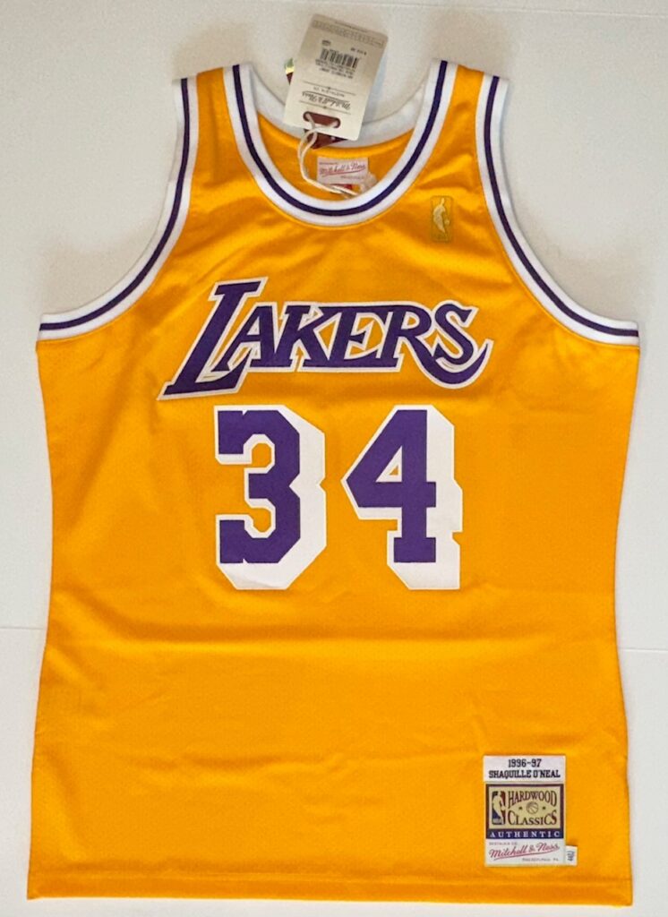 Shaquille O'Neal Signed Lakers Jersey Authentic (1997) - The Autograph ...